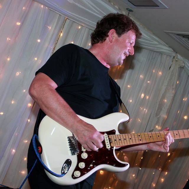 Gary Price & GP3 - Warrenpoint.ie